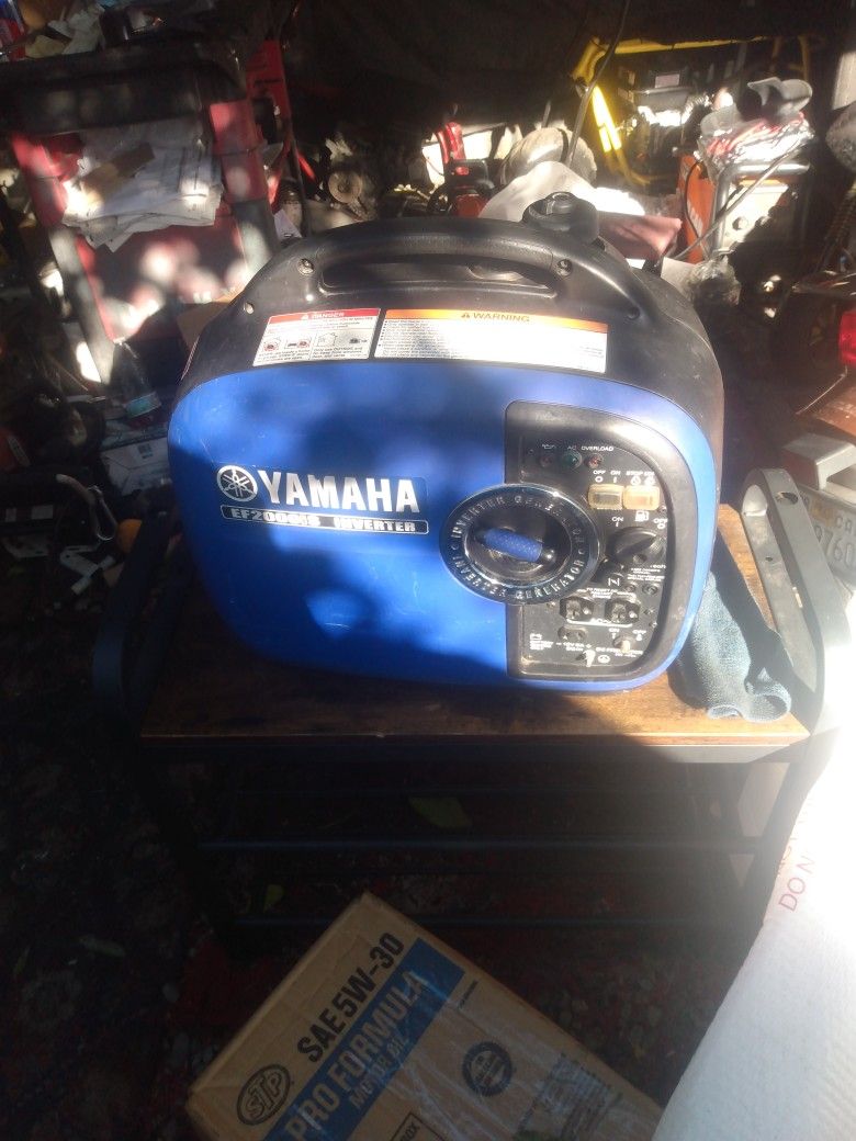 Yamaha Inverter Generator Ef2000Is for Sale in South Gate, CA - OfferUp