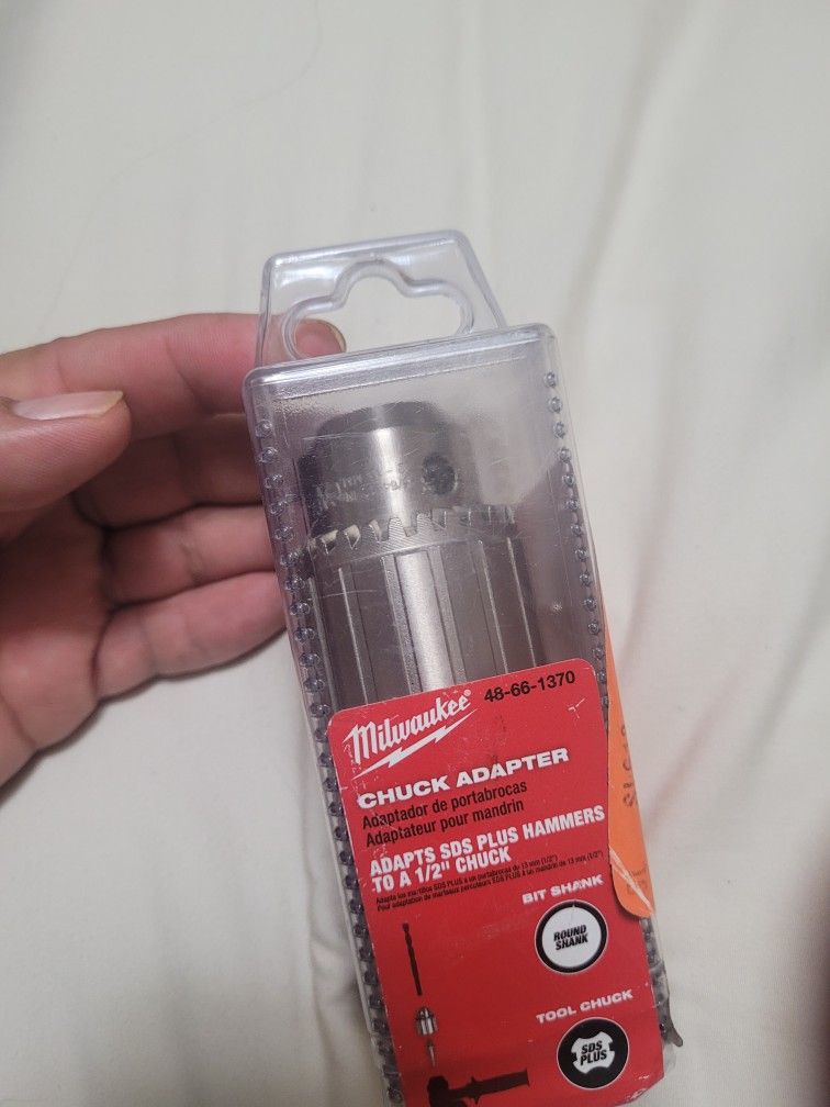 Milwaukee SDS Chuck Adapter for Sale in San Antonio, TX - OfferUp