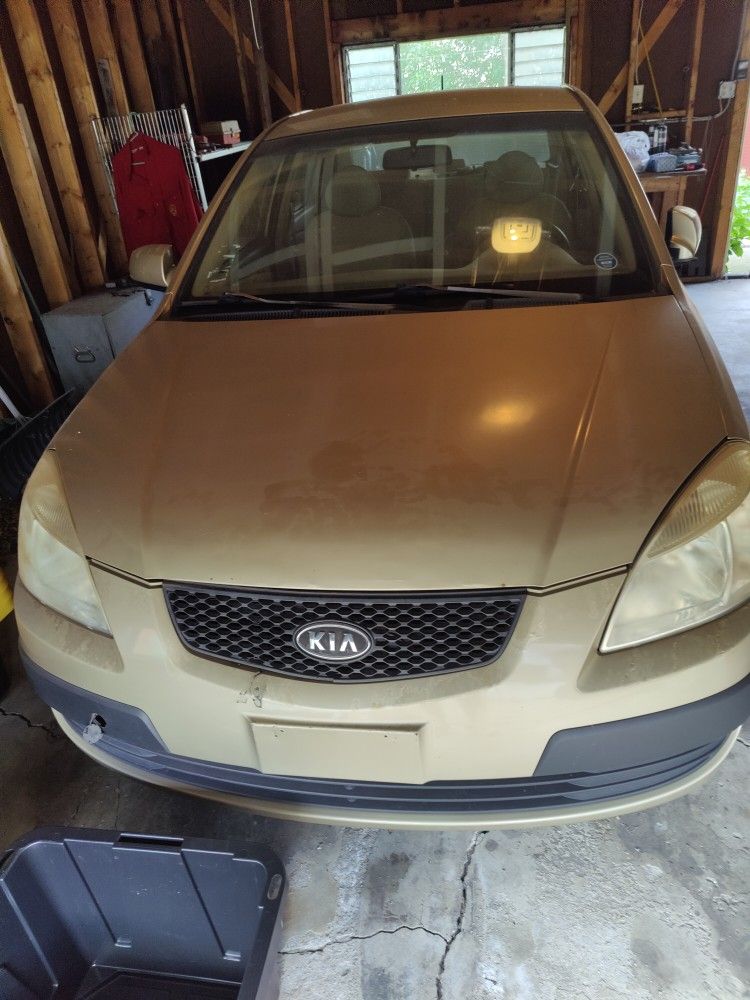 Used Gold Kia For Sale for Sale in Whiting, IN - OfferUp