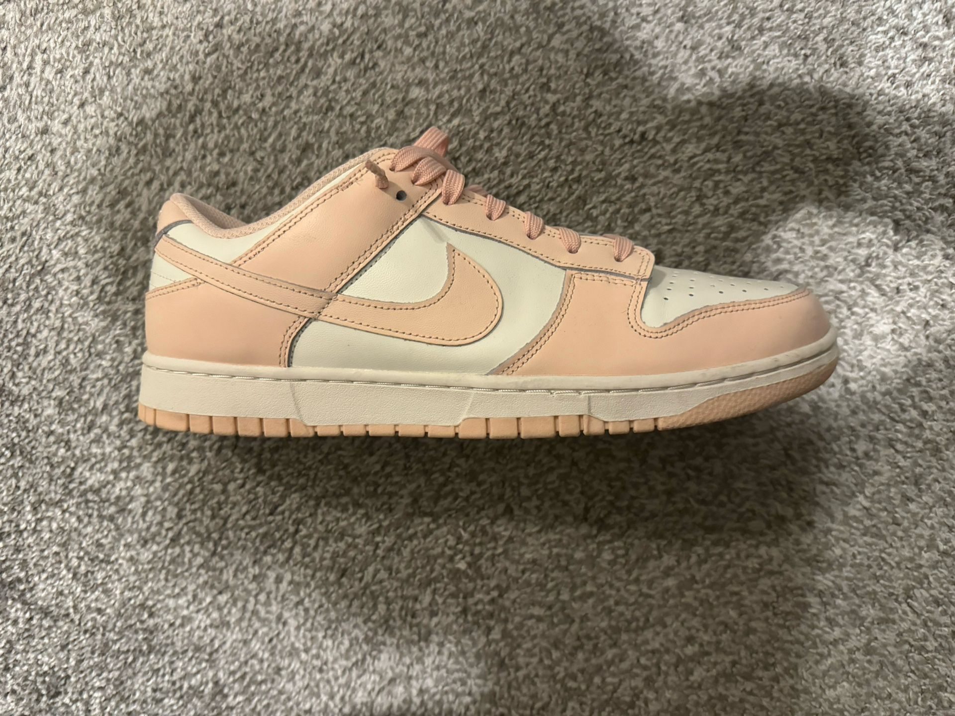 Pink nike dunks for Sale in San Antonio, TX - OfferUp