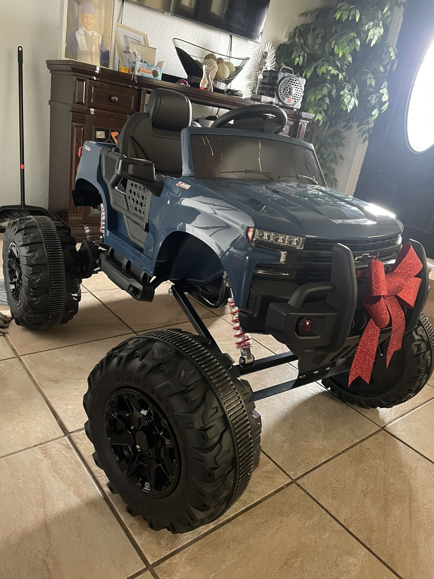 Huffy 24V Silverado Monster Truck Battery Ride On for Sale in San ...