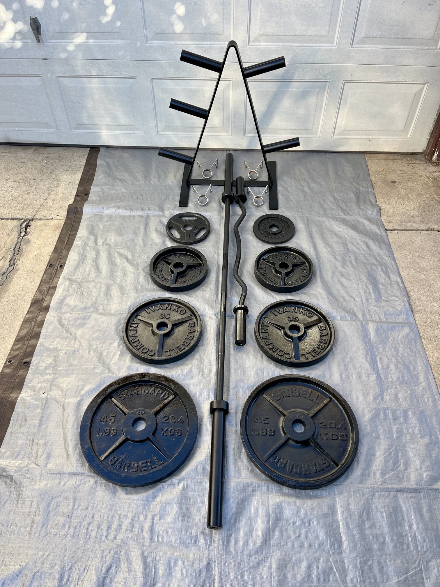 Olympic Weights, 7-ft Bar, EZ Curl Bar, Tree Rack for Sale in La Mirada ...