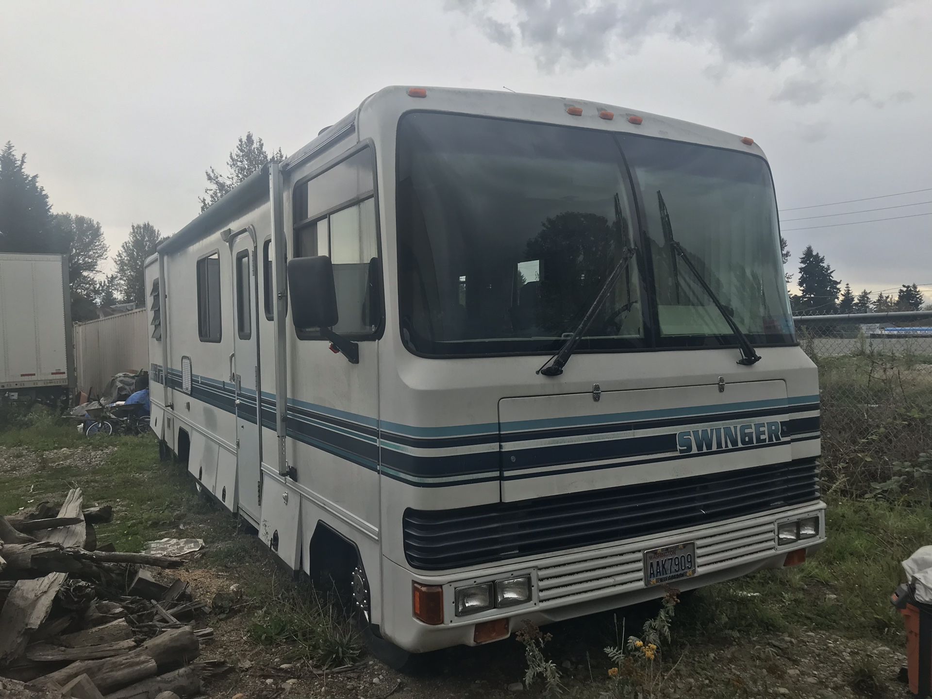 1994 swinger Georgia boy RV 34feet for Sale in Federal Way, WA - OfferUp
