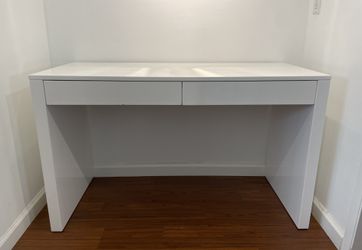 CB2 Runway 2 Drawer White Lacquered Wood Desk for Sale in Santa Monica CA OfferUp