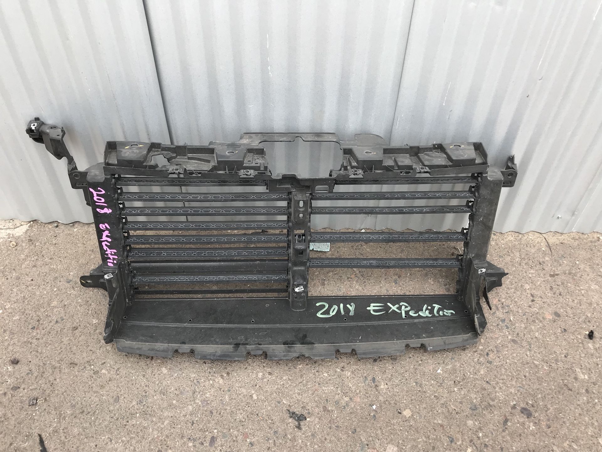 2018 Ford Expedition Radiator shutter Grille. OEM for Sale in Phoenix ...