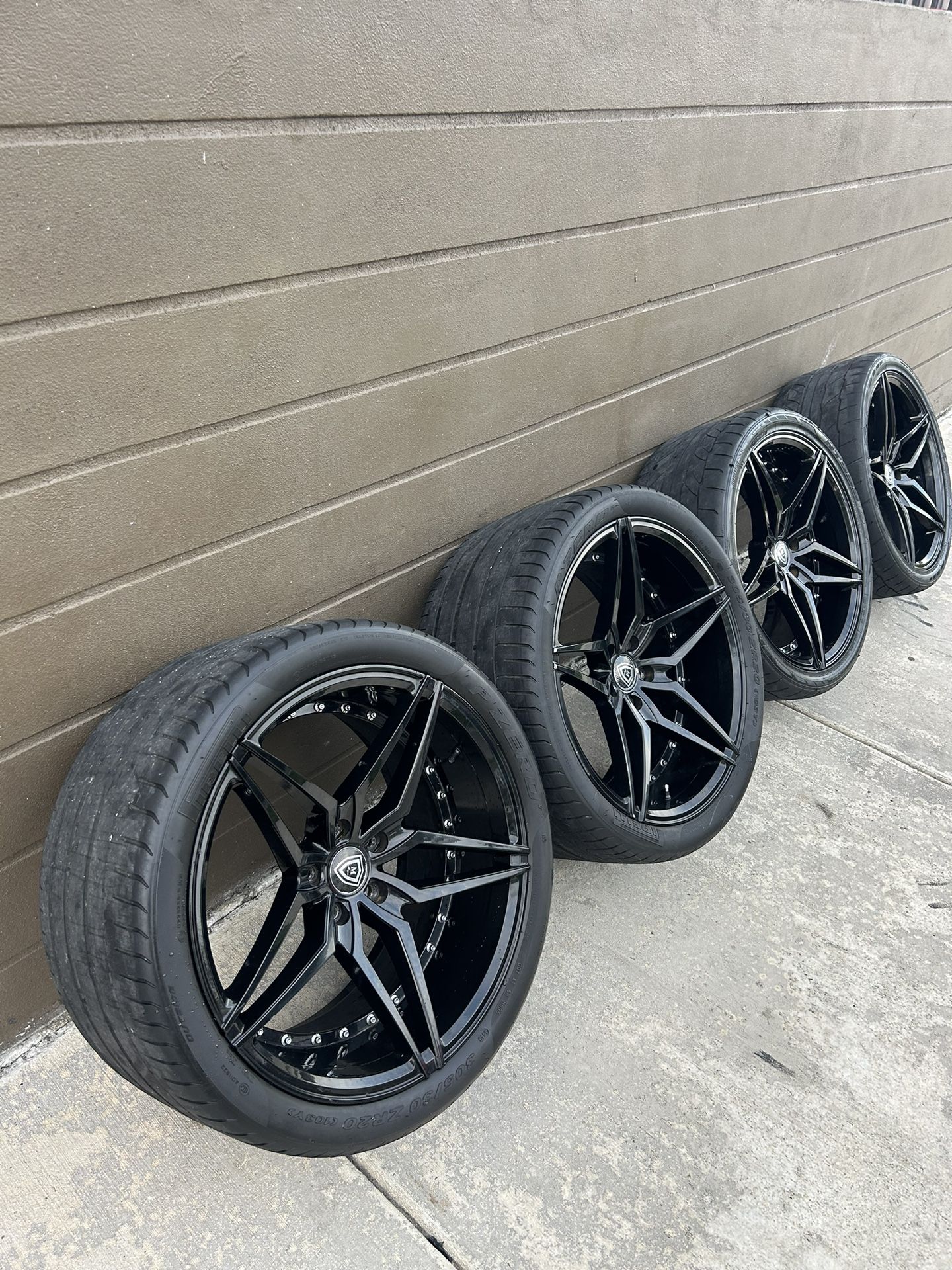 20 Inch Rims Marquee Luxury Staggered & Concave 5x114.3 For Sale for ...