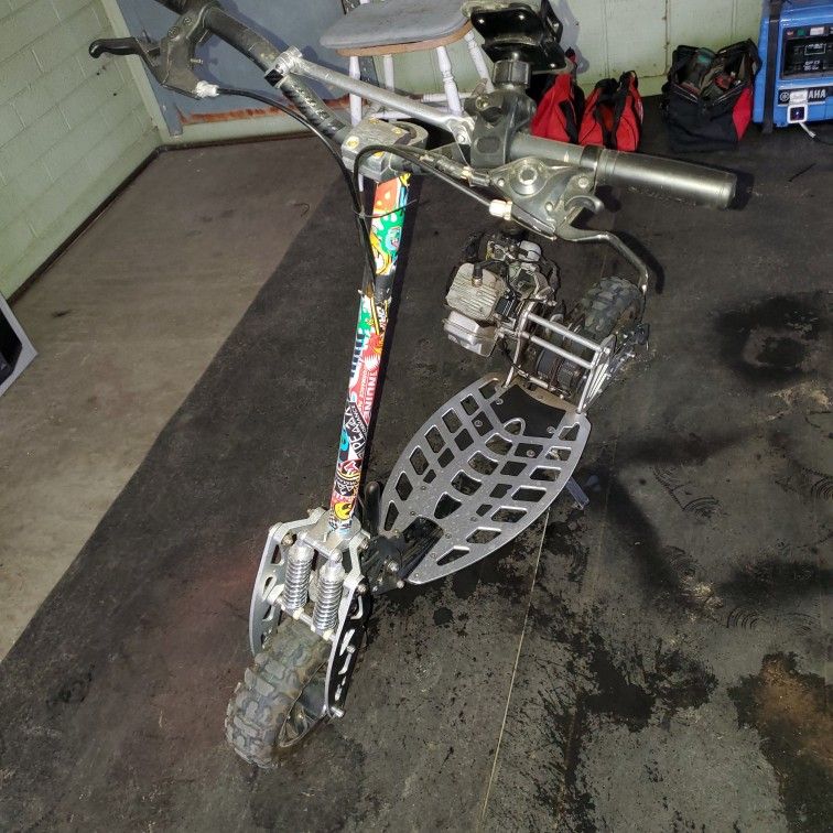 Go Ped 50cc Gas Power 2 Stroke for Sale in Avondale, AZ - OfferUp