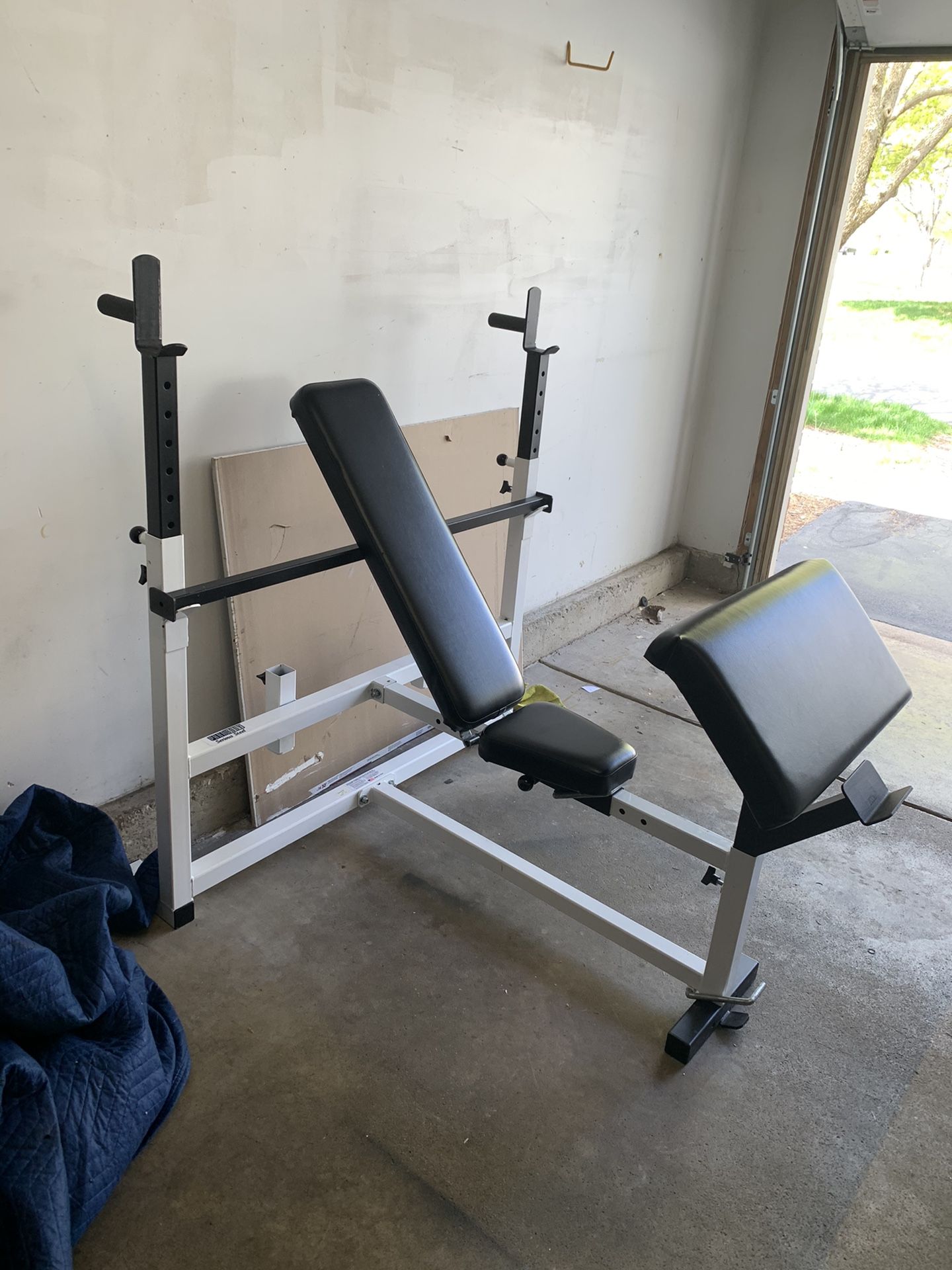 Heavy duty Parabody bench press and dip station for Sale in Schaumburg ...