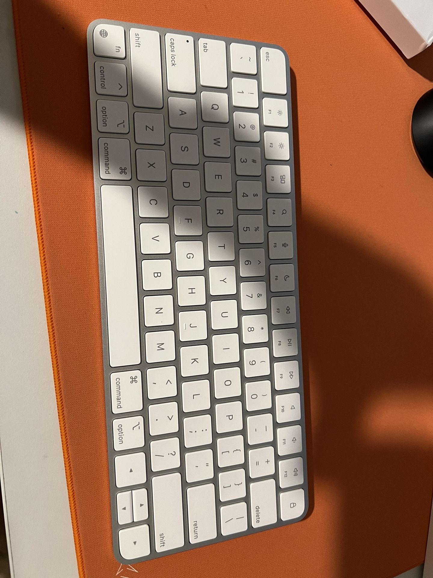 Apple Magic Keyboard for Sale in Cape Coral, FL - OfferUp
