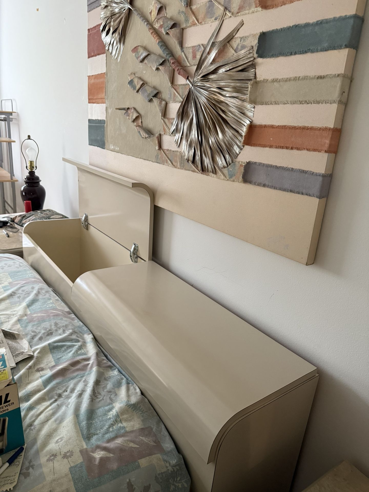 Formica Bedroom Furniture for Sale in Pembroke Pines, FL - OfferUp