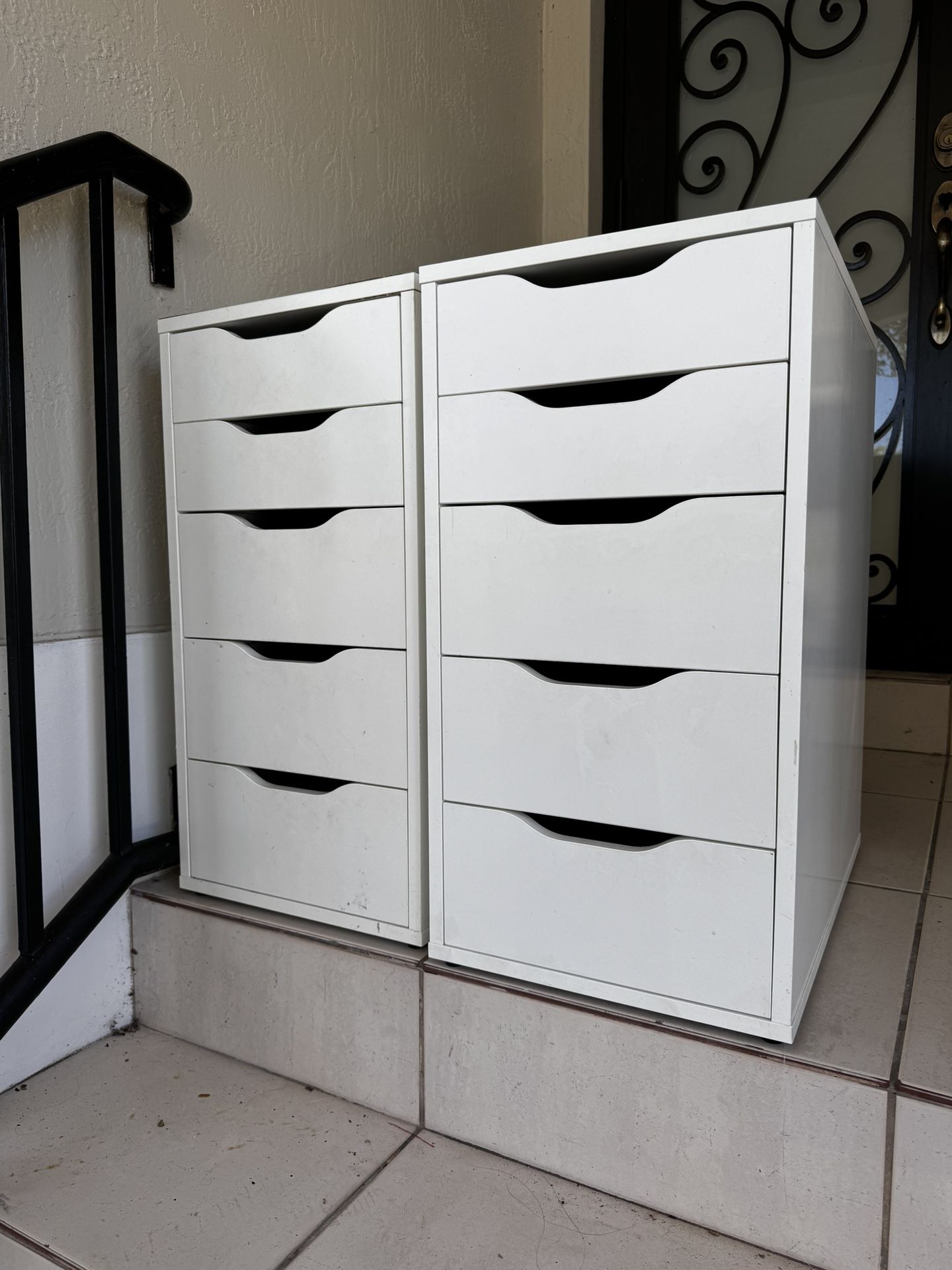 FREE 2 IKEA ALEX DRAWERS for Sale in Miami, FL - OfferUp