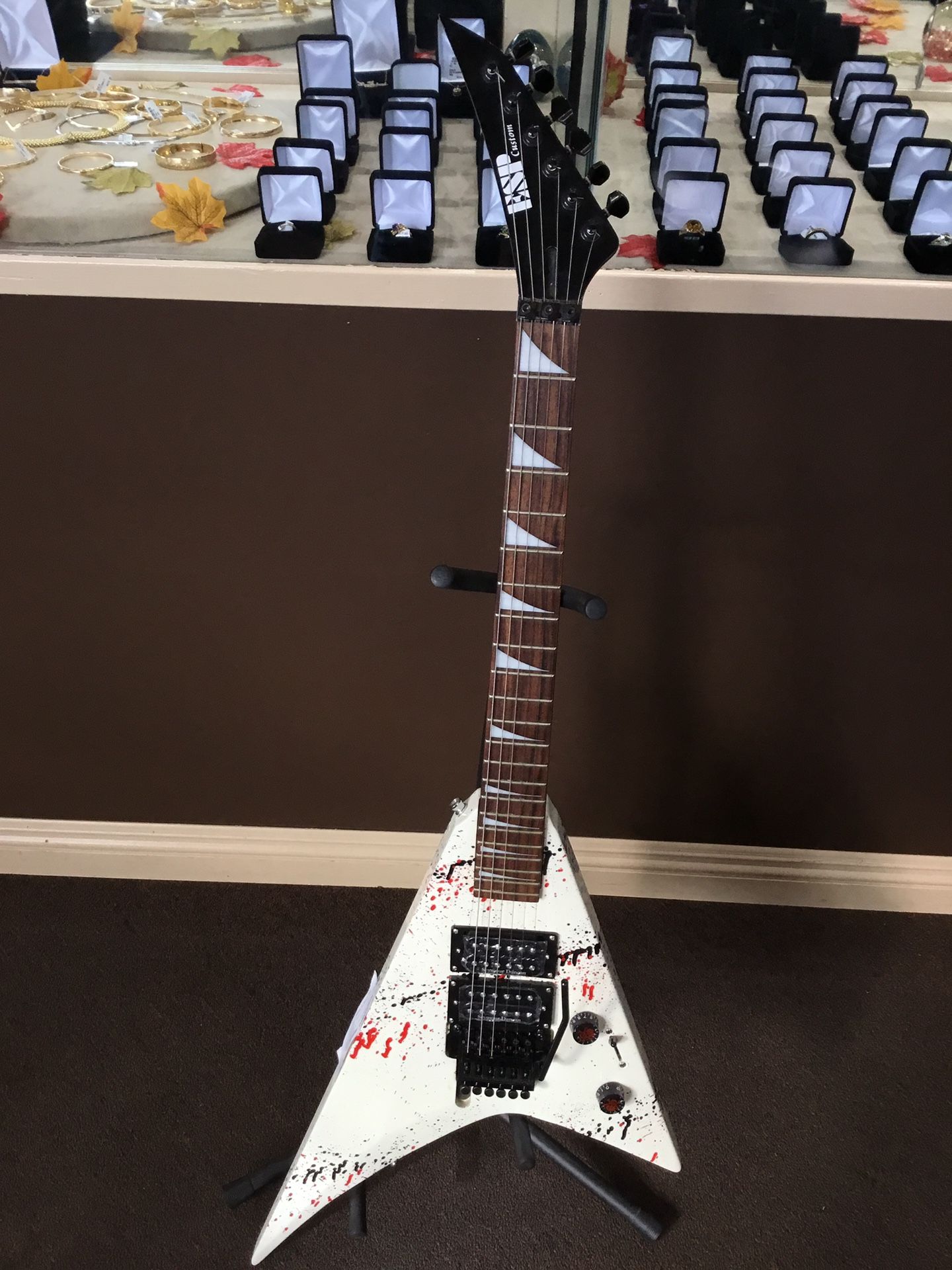ESP “SPLATTER” CUSTOM GUITAR (NO CASE) for Sale in Escondido, CA - OfferUp
