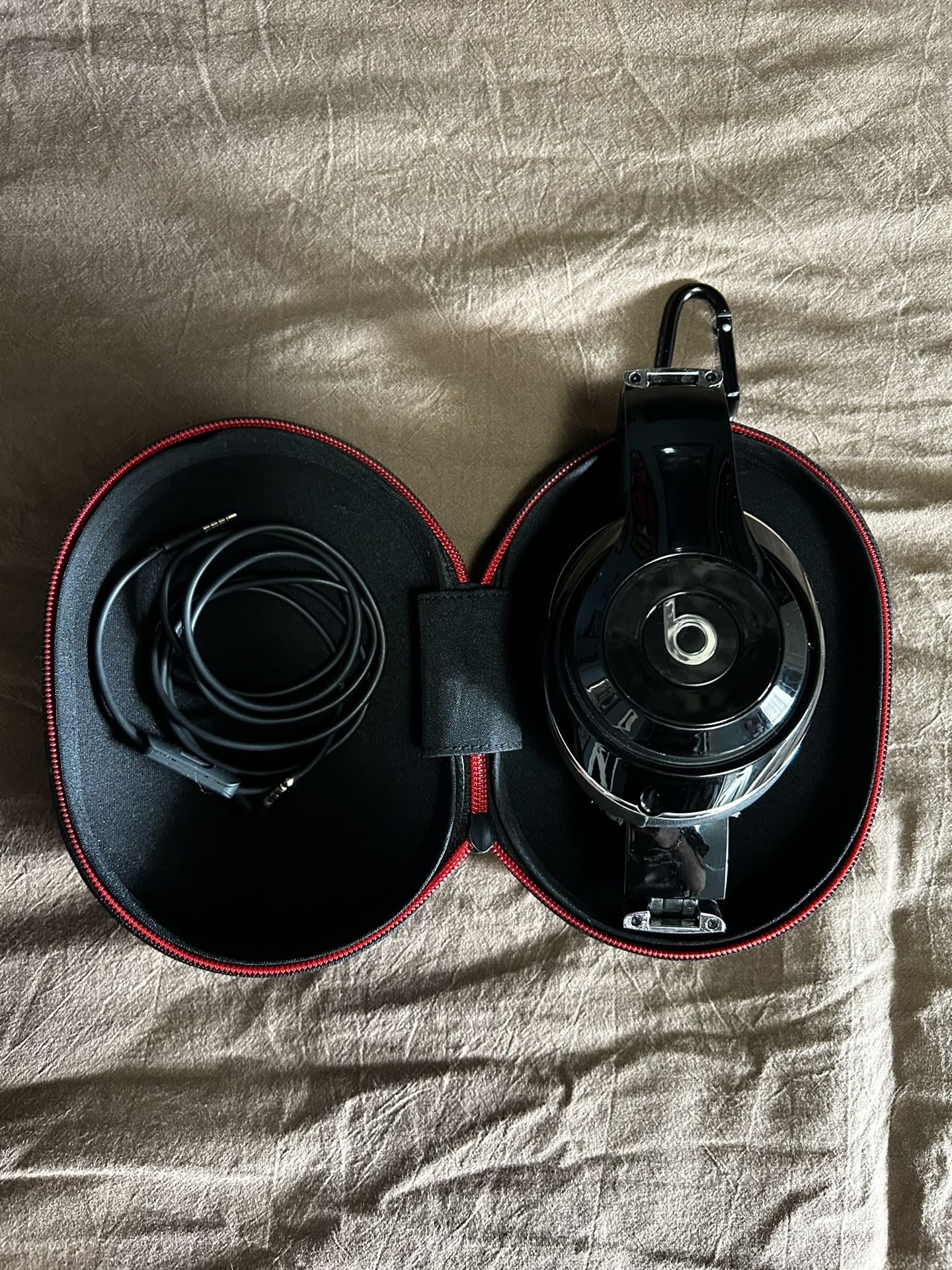 Beats Studio 2 Wireless On-Ear Headphones for Sale in El Paso, TX - OfferUp