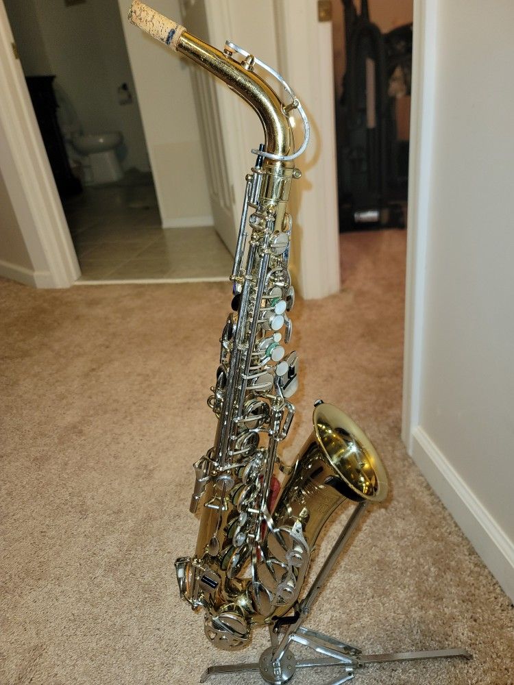 Near Mint SELMER BUNDY II ALTO SAXOPHONE EXCELLENT PLAYER for Sale in ...