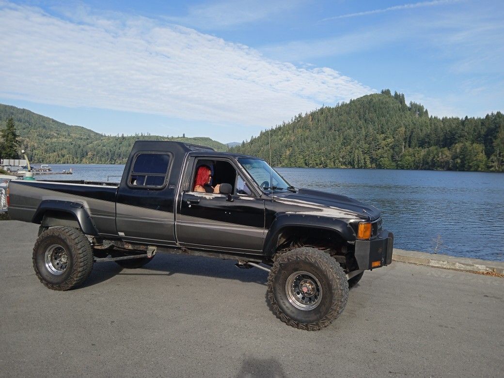 1986 Toyota Custom Cab for Sale in Spanaway, WA - OfferUp
