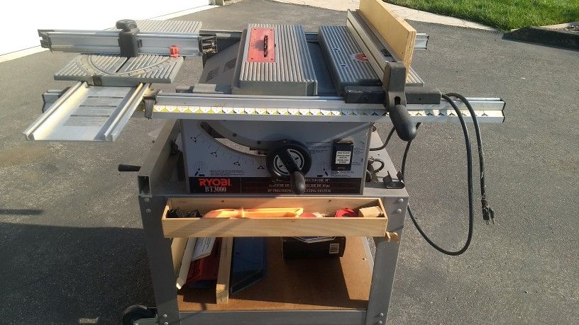 Table Saw - Ryobi BT3000 for Sale in Camarillo, CA - OfferUp