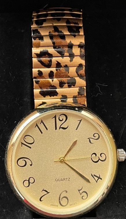 Leopard Band/Watch for Sale in San Marcos, TX - OfferUp