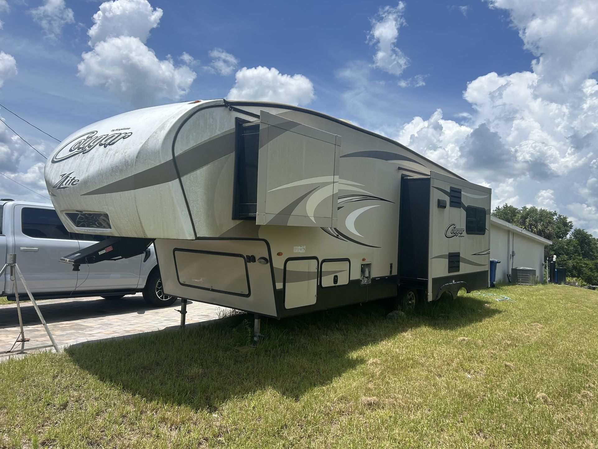 Cougar Keystone travel trailer RV for Sale in Miami, FL - OfferUp