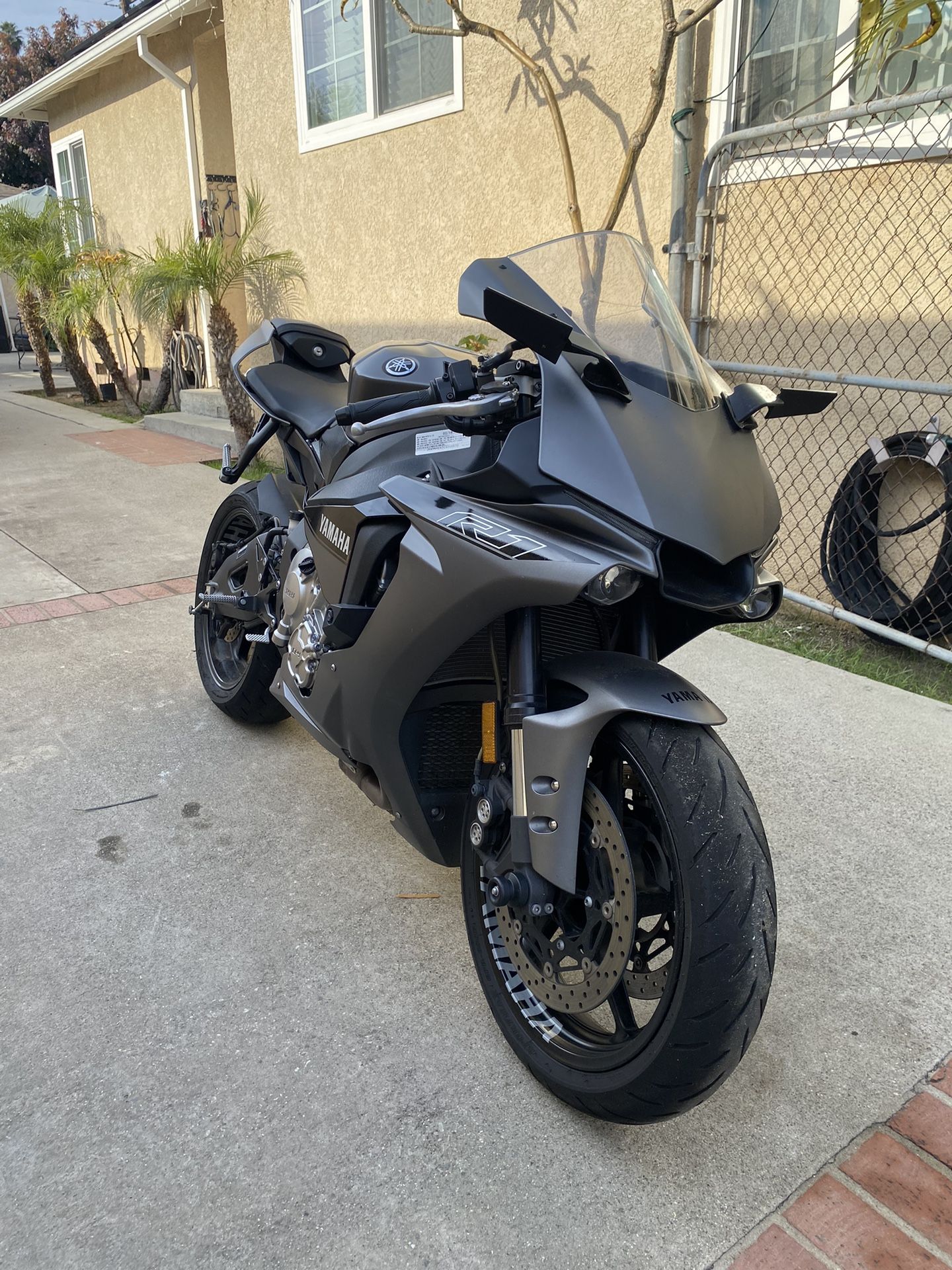 Yamaha R1 for Sale in Los Angeles, CA - OfferUp