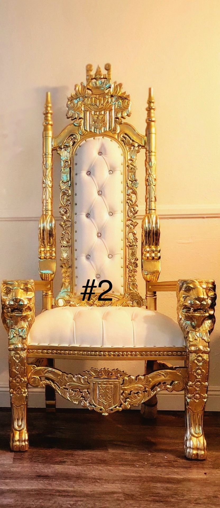 King Throne Chair for Sale in Bellflower, CA - OfferUp