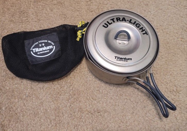 Evernew Titanium Pot 600 Ul Ultra Light for Sale in Gilbert, AZ - OfferUp