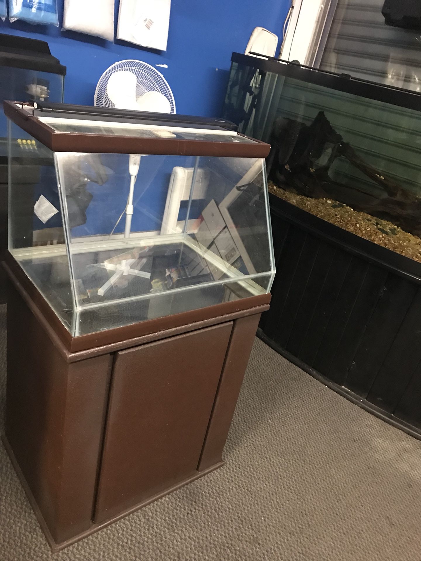 Oceanic 25 gallon slant front aquarium fish tank complete $150 for Sale ...