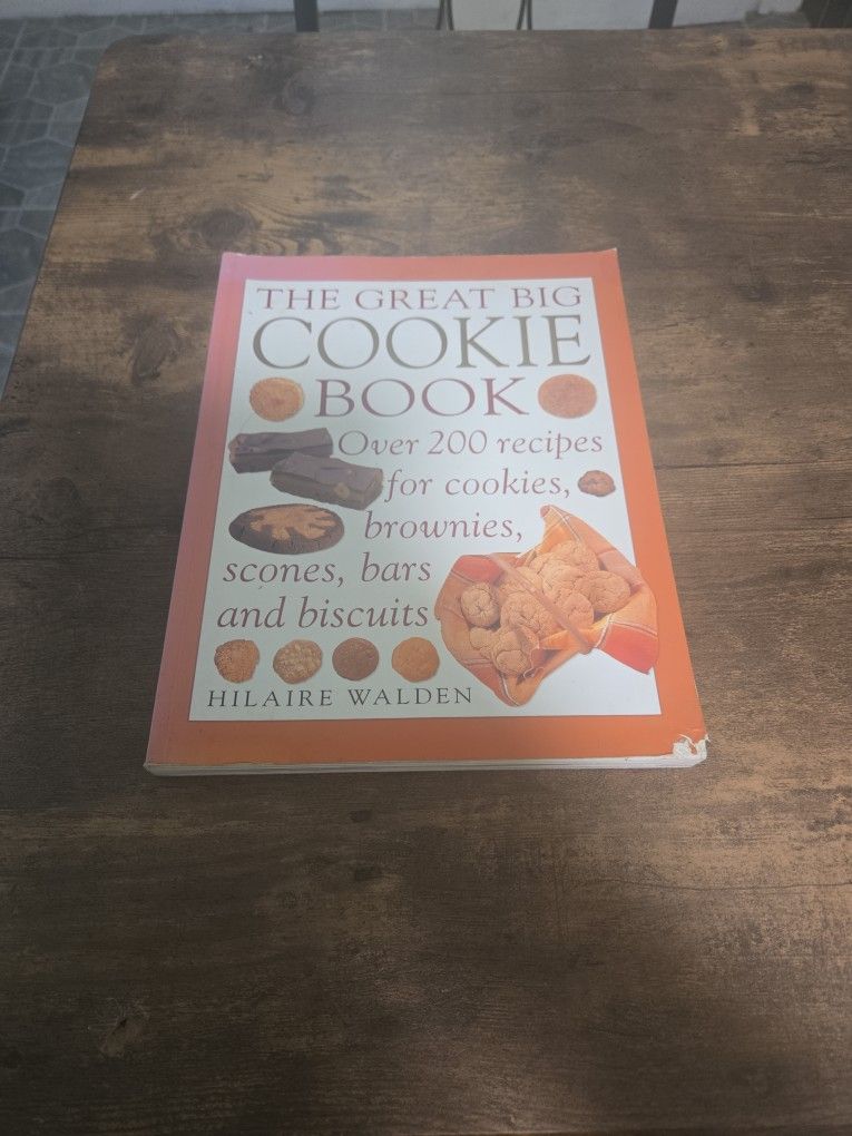 The Great Big Cookie Book for Sale in Blanchester, OH - OfferUp