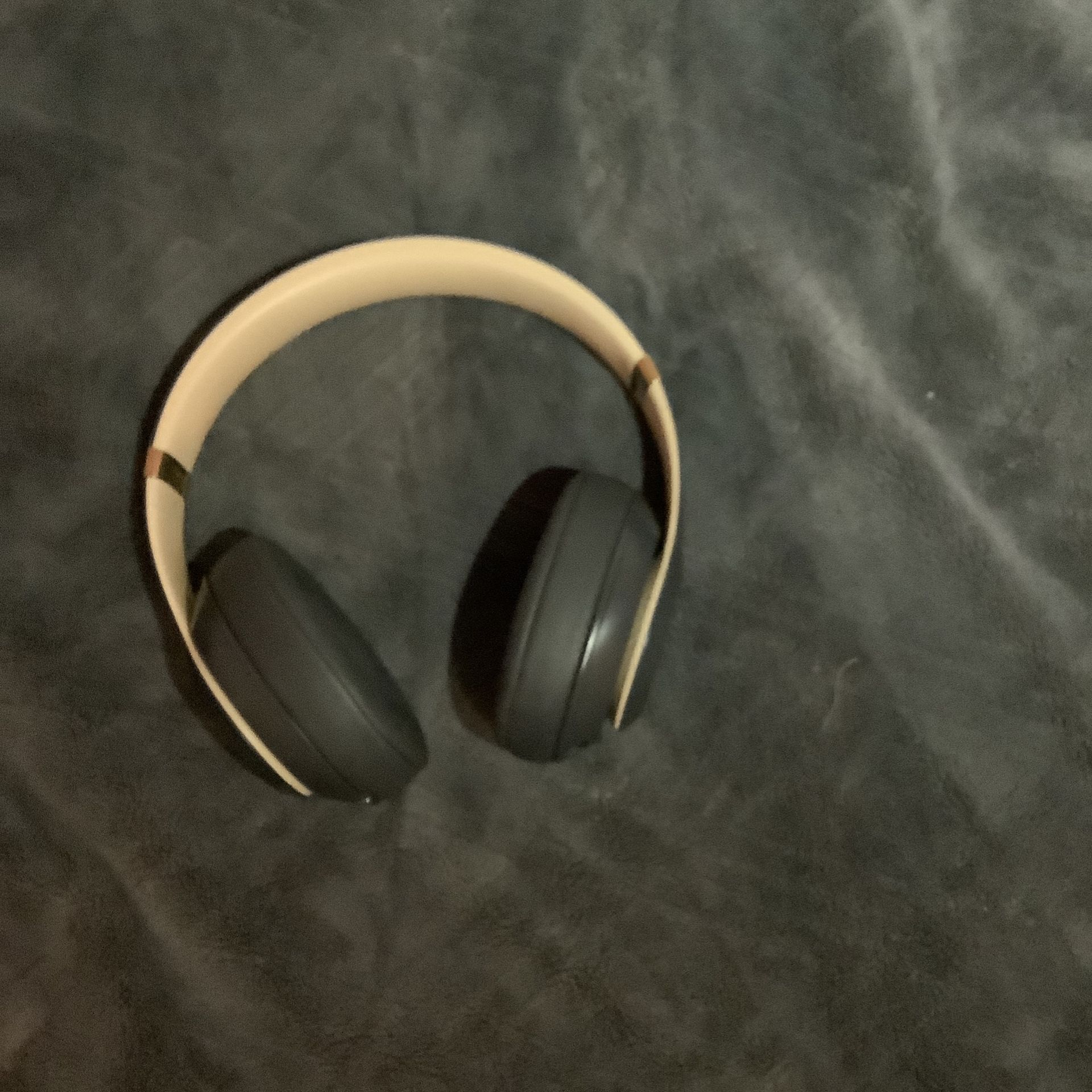 Beats Studio 3 for Sale in American Canyon, CA - OfferUp