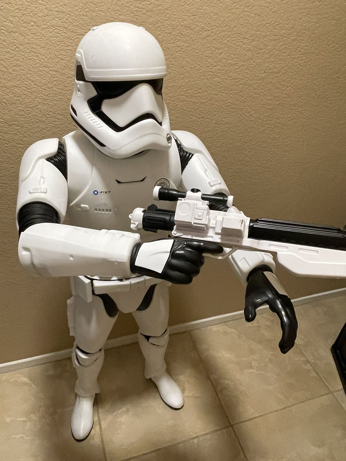 Star Wars 4 FT Tall Stormtrooper for Sale in Temecula, CA - OfferUp