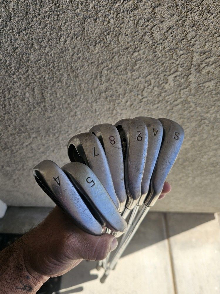 Used Golf Clubs Irons And Wedges 4-SW for Sale in Hesperia, CA - OfferUp