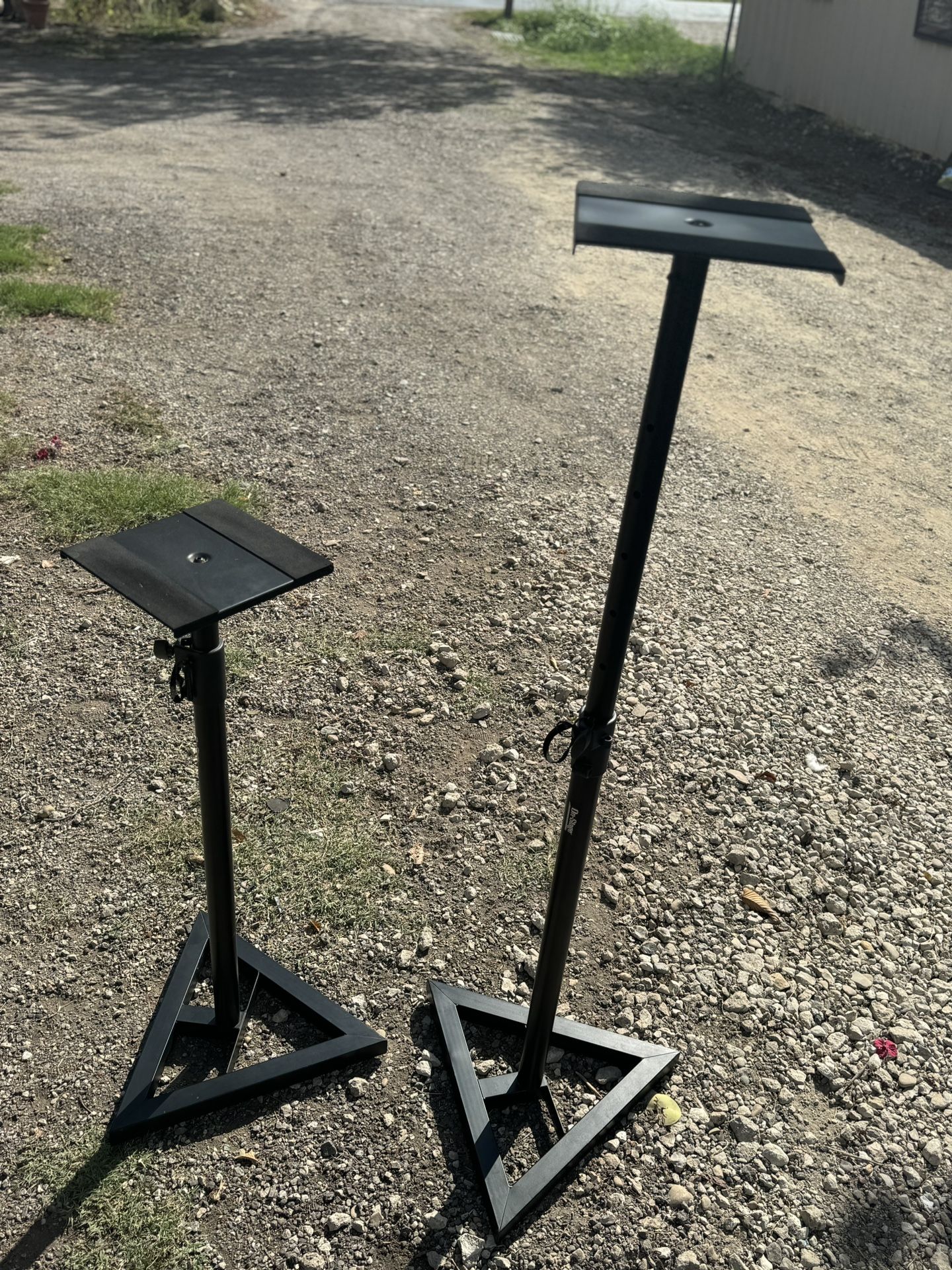 Stage ON STAGE SPEAKER STAND for Sale in Red Oak, TX - OfferUp