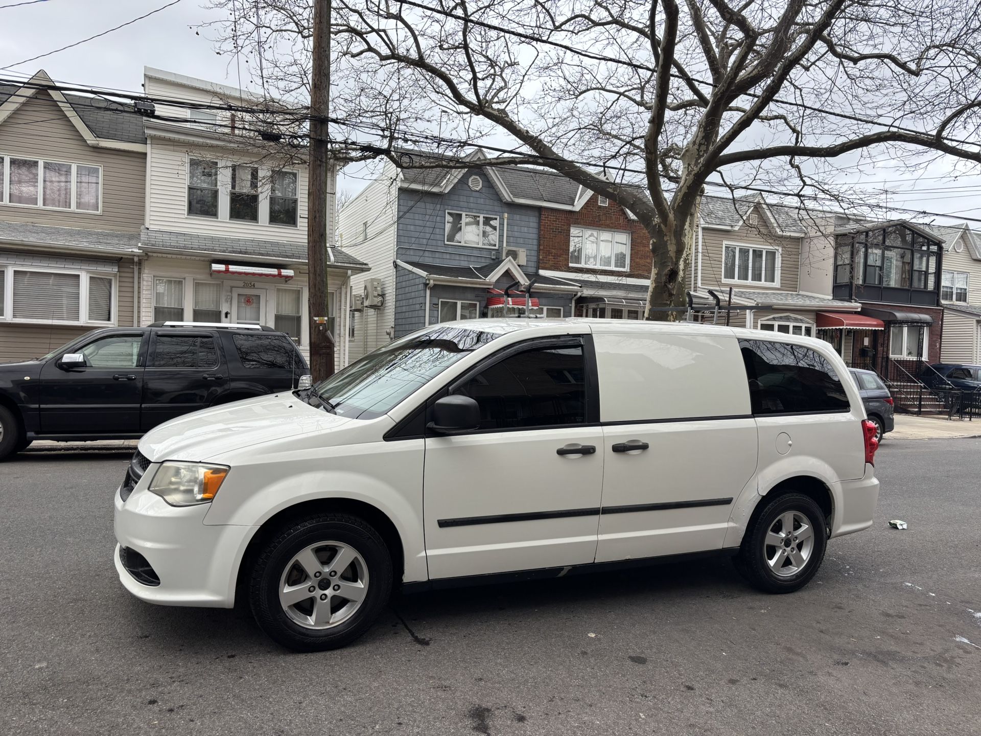 2012 Dodge Caravan/Grand Caravan for Sale in Brooklyn, NY - OfferUp