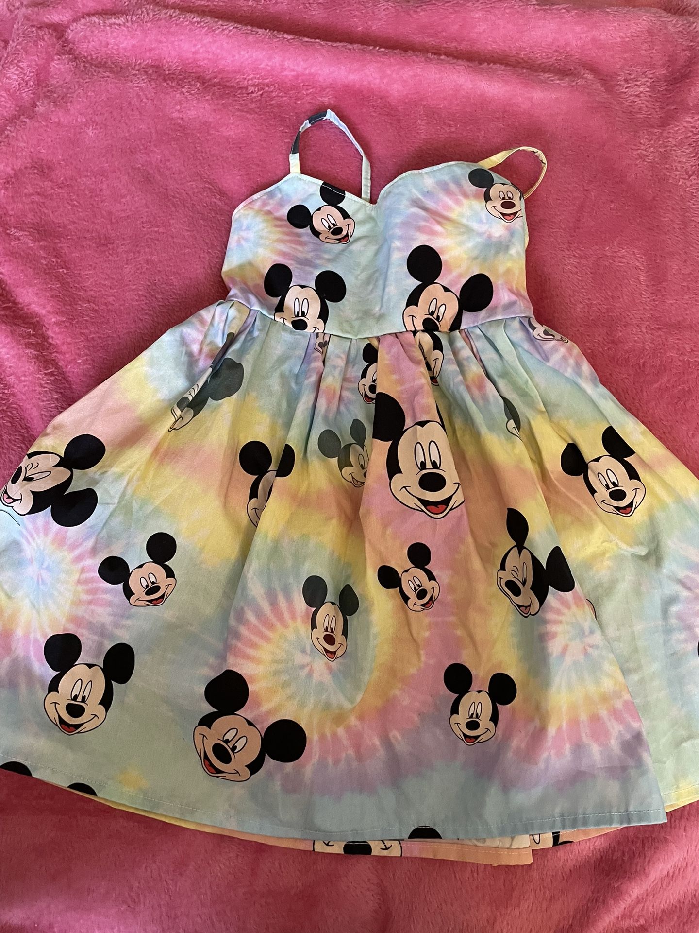 Wild Rich Kids Disney Mickey Dress for Sale in West Covina, CA - OfferUp