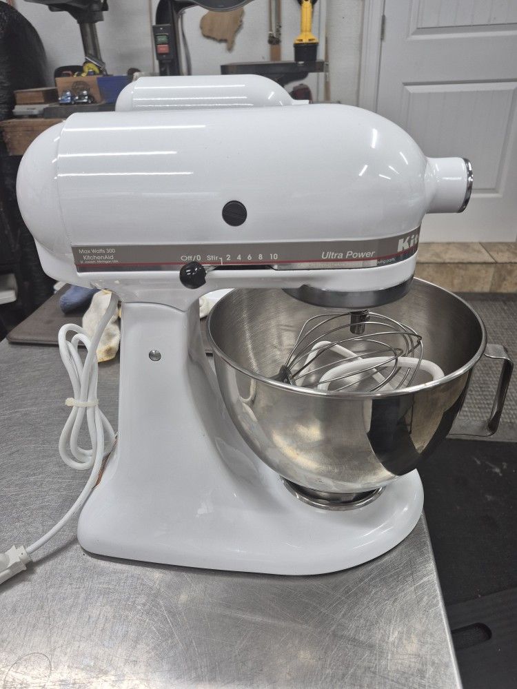 ULTRA POWER KITCHENAID STAND MIXER for Sale in Fort Lauderdale, FL ...