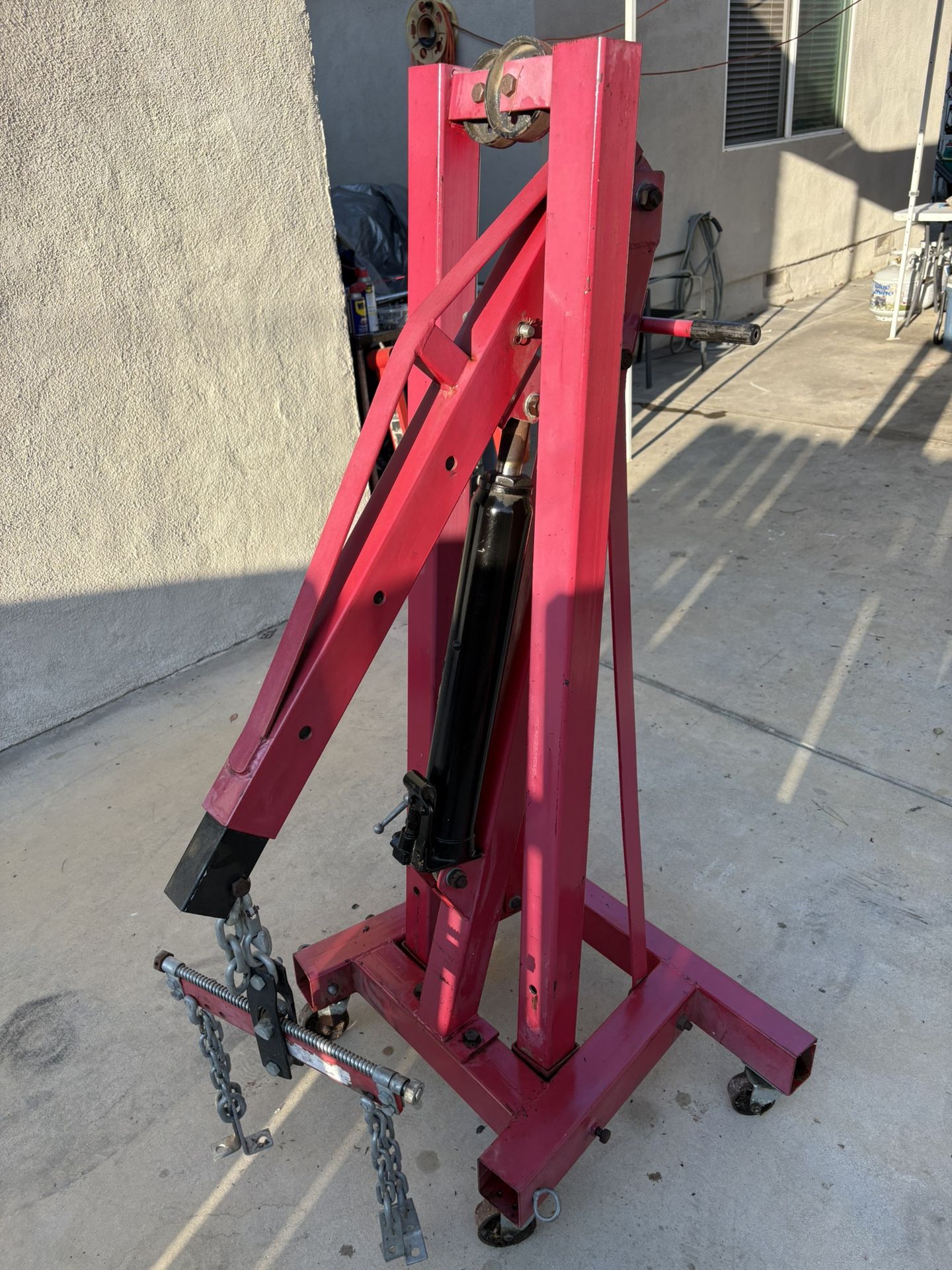 2 Ton Engine Hoist With Partial Engine Stand for Sale in San Bernardino ...