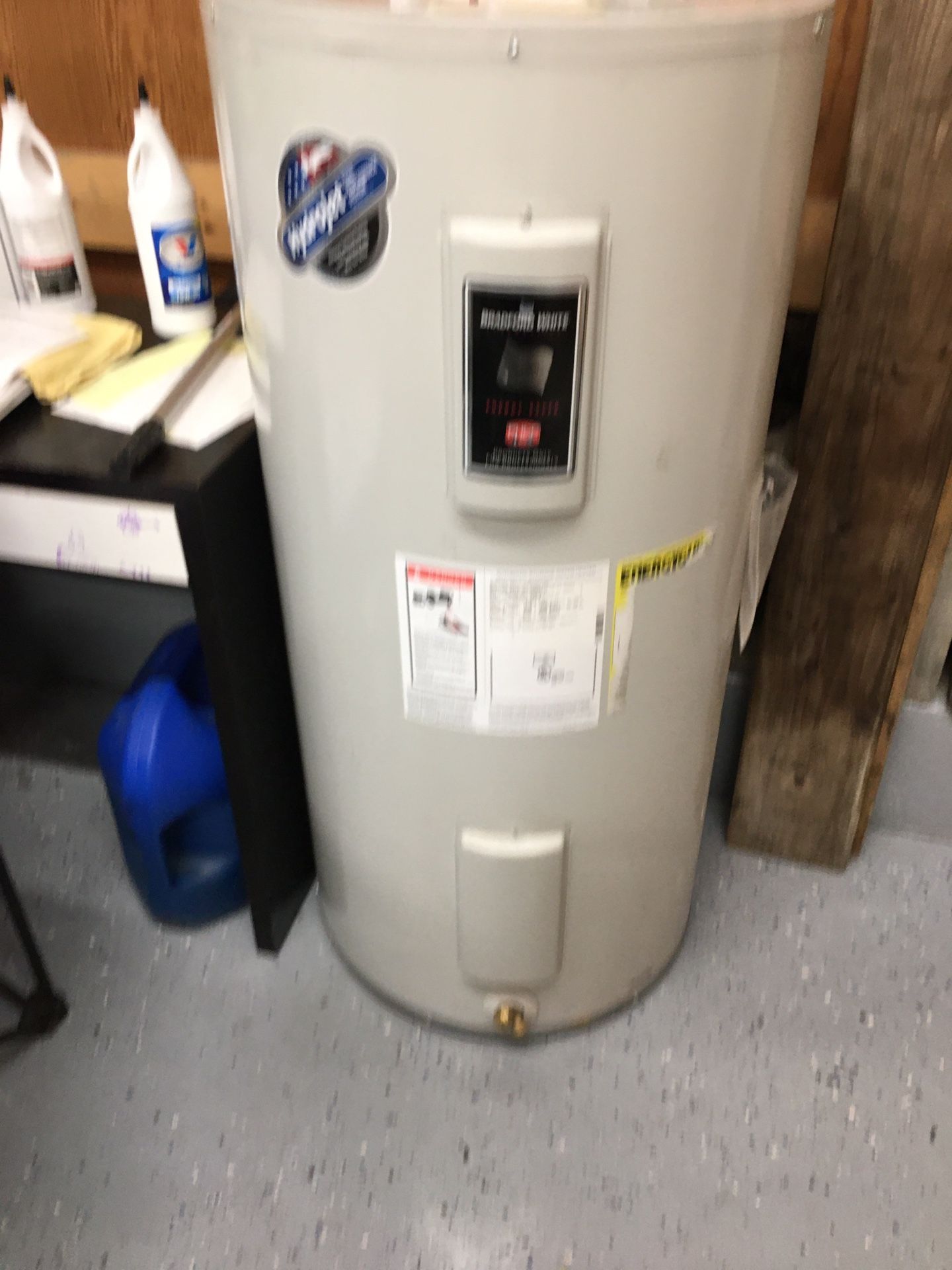 Used 50 Gallon Bradford White Hydrojet hot water tank for Sale in Port ...