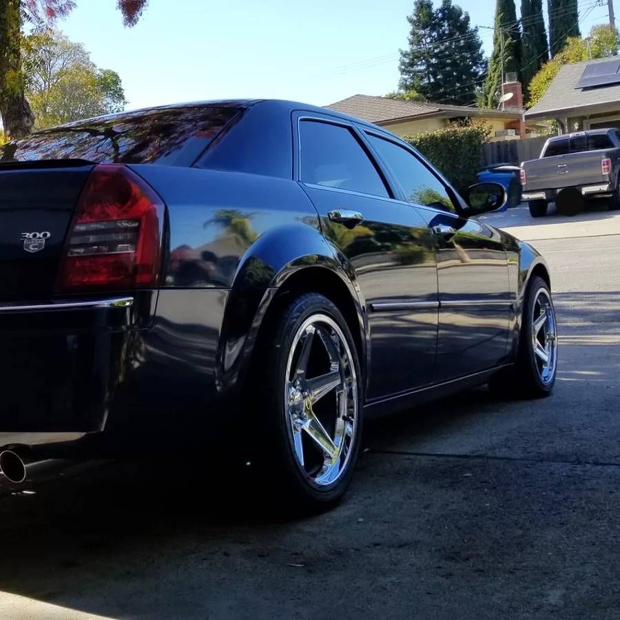 2005 Chrysler 300c for Sale in San Jose, CA - OfferUp