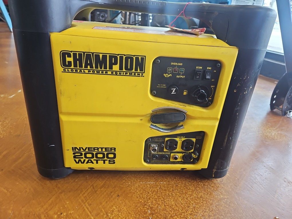 Champion 2000 Watt Inverter for Sale in Everett, WA - OfferUp