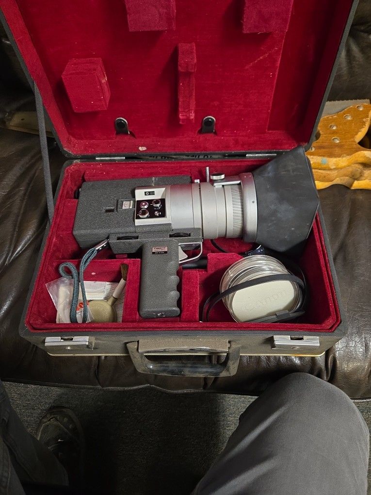 Canon Auto Zoom 1218 Super 8 for Sale in Whittier, CA - OfferUp