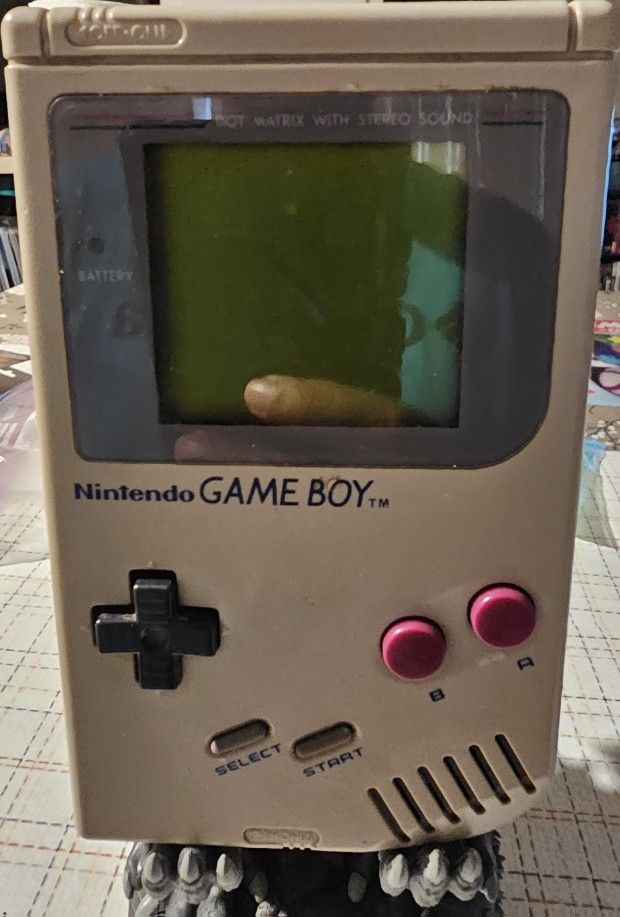 Nintendo Game Boy Original DMG-01 for Sale in Orange, CA - OfferUp