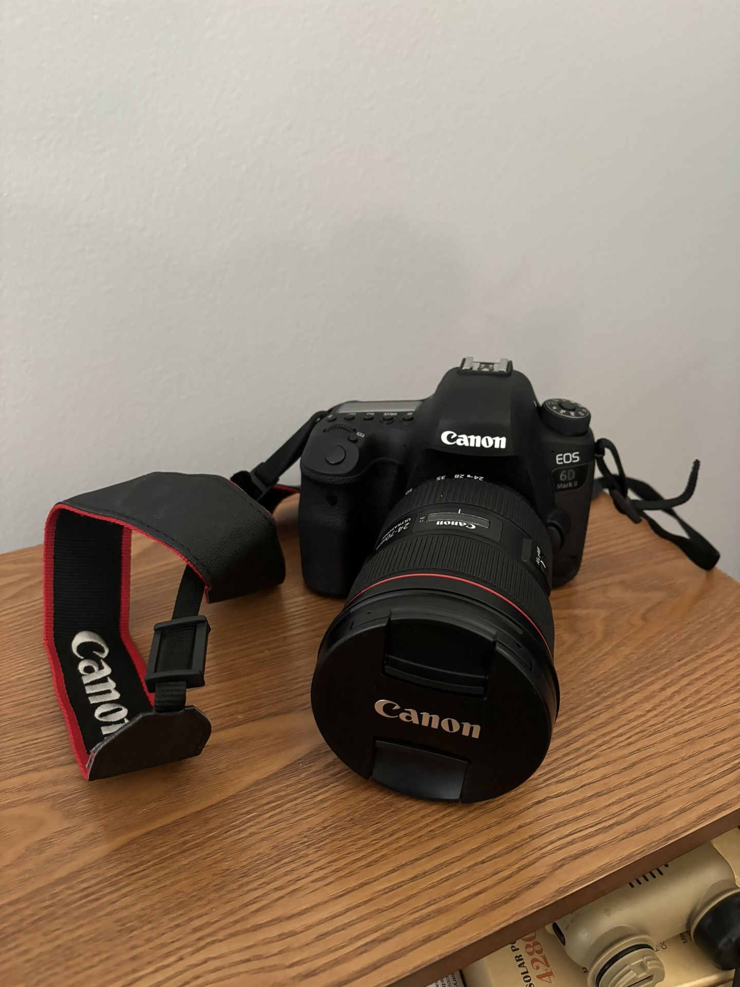 Canon EOS 6D Mark II And Lens for Sale in Plano, TX - OfferUp