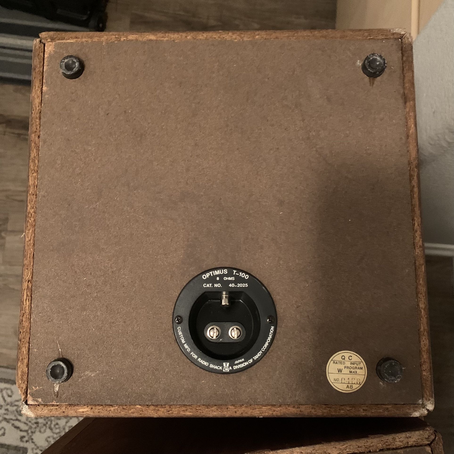 Realistic Optimus T-100 Pair Of Speakers Made in Japan. for Sale in ...