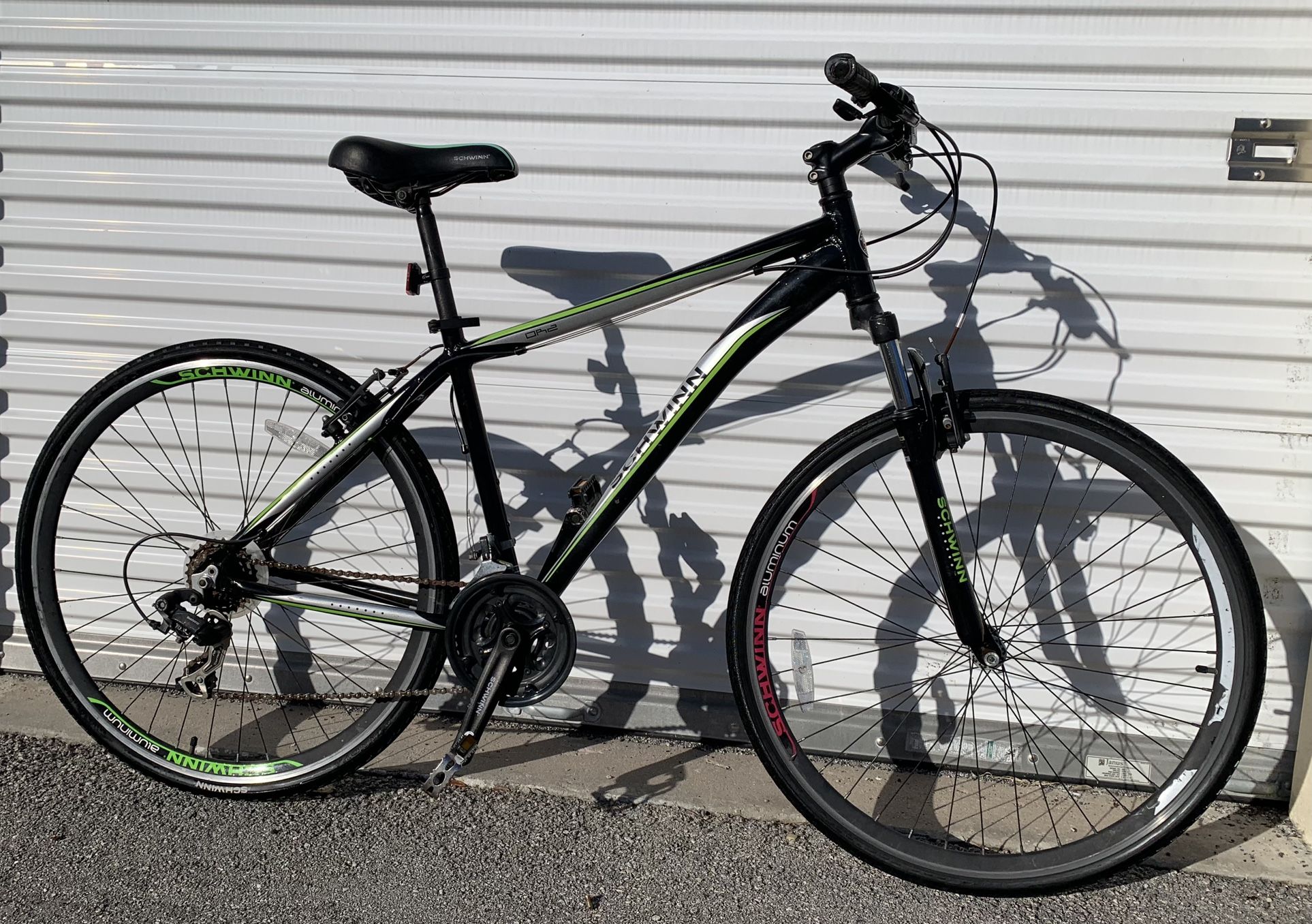 Schwinn 700c Mens Schwinn OR2 Bike, Black/Green (As Is) for Sale in ...