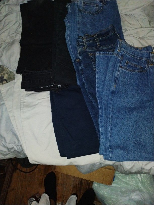 Men's Pant Lot for Sale in San Antonio, TX - OfferUp