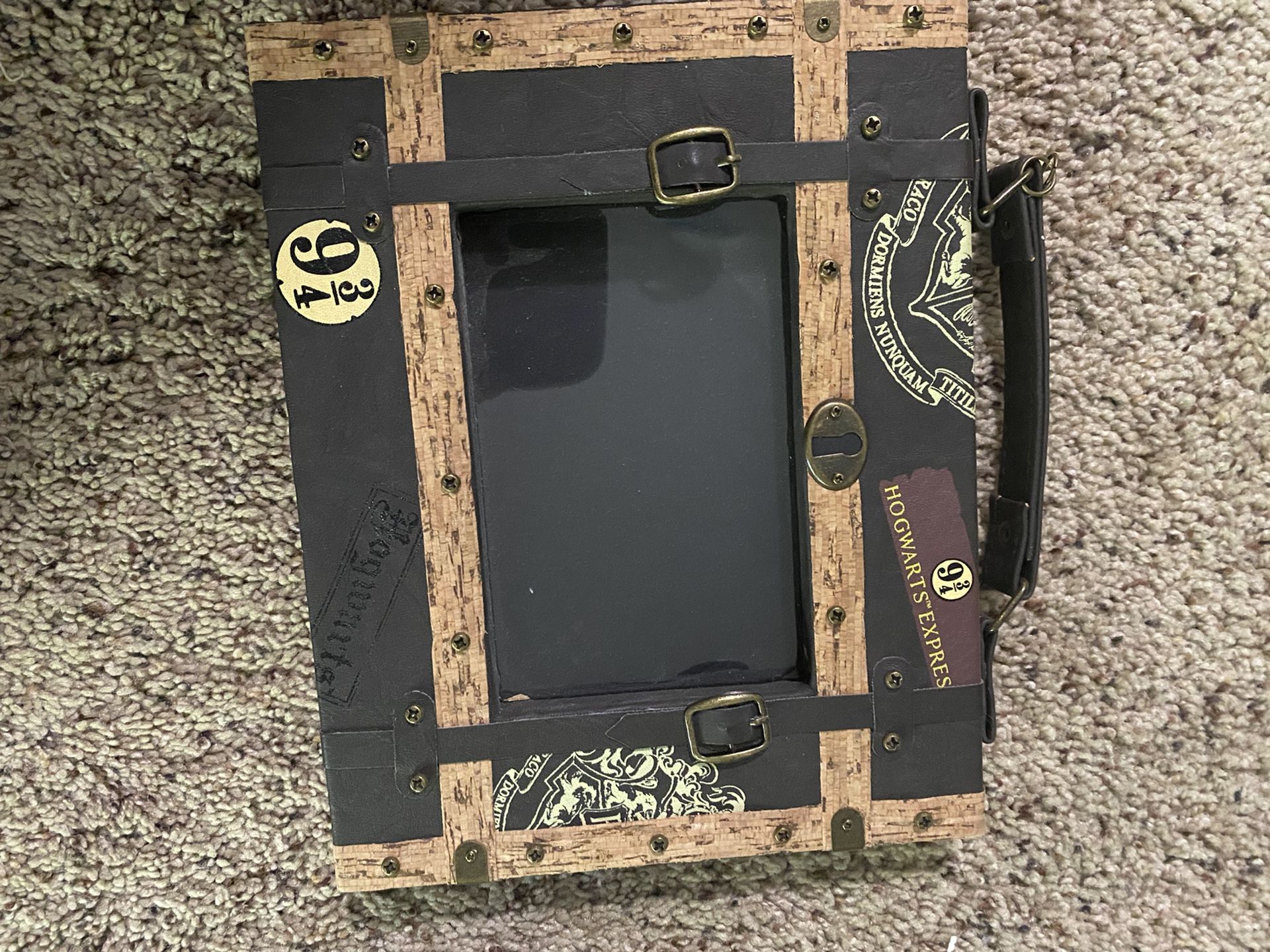 Harry Potter Picture Frame for Sale in Eden Prairie, MN - OfferUp