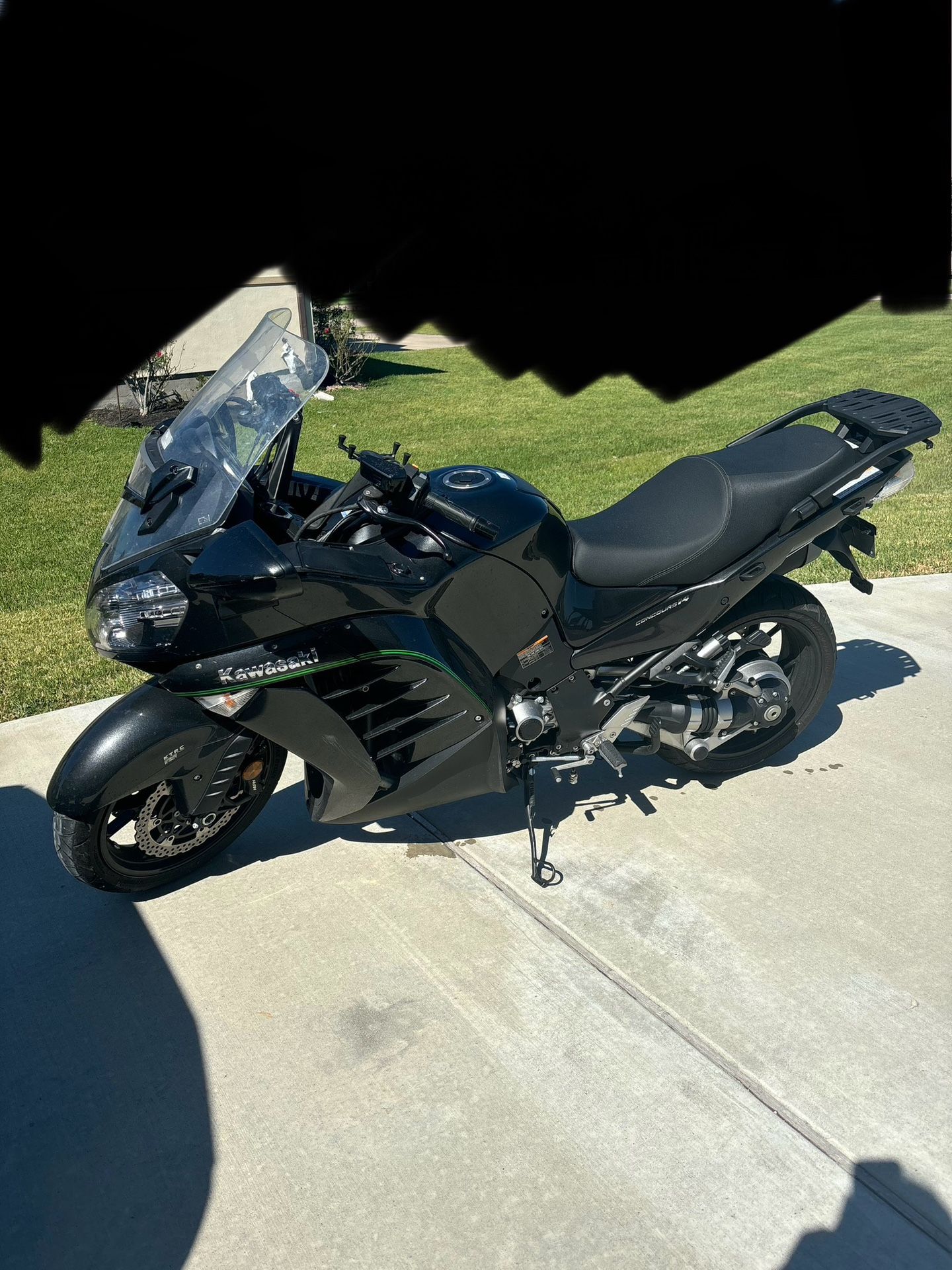 2018 KAWASAKI CONCOURS ABS $5000 for Sale in Arcola, TX - OfferUp