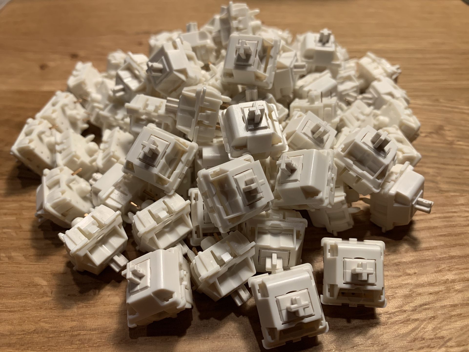 70 Lubed And Filmed JWK Snow White Linear Mechanical Keyboard Switches ...