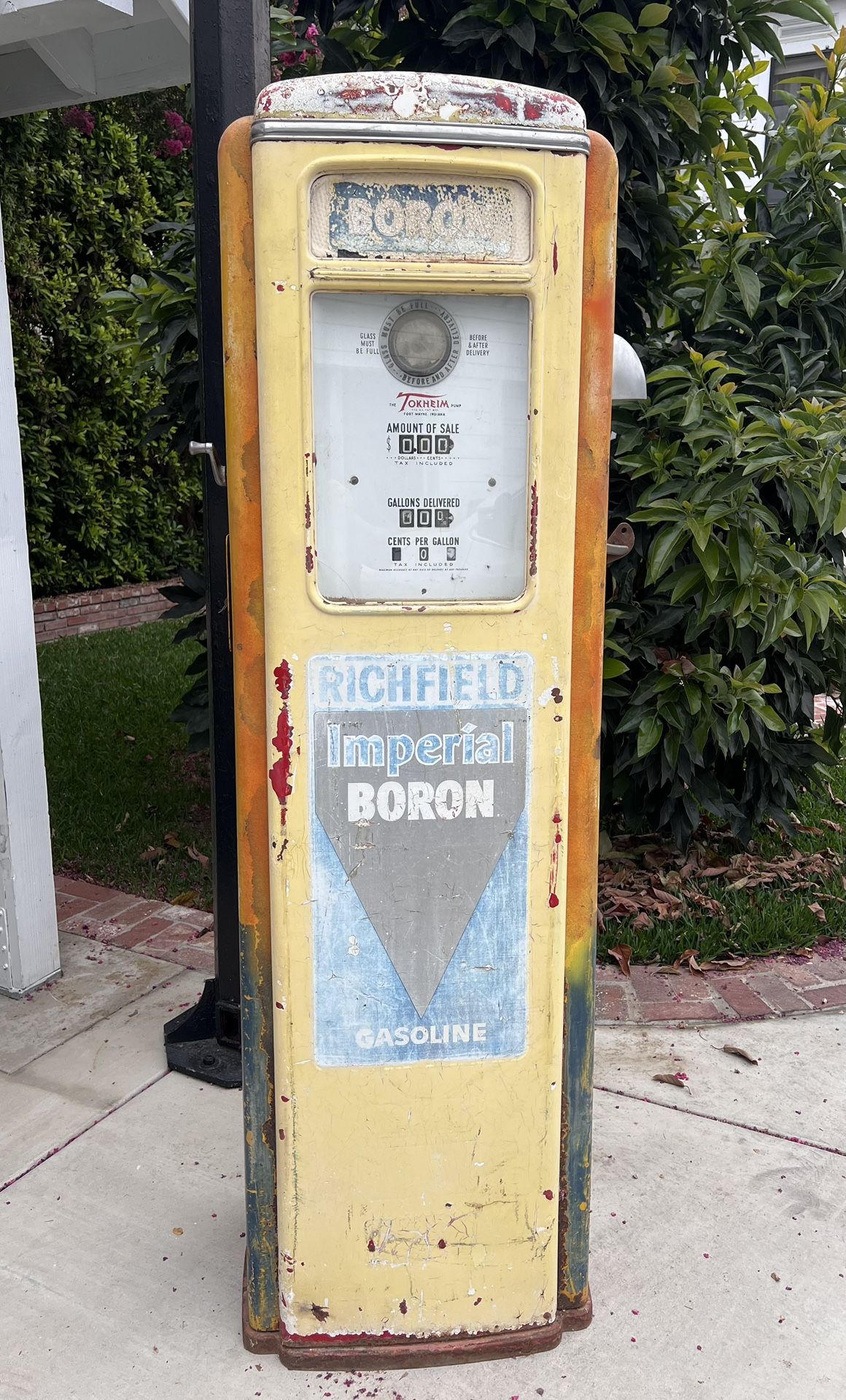 Tokheim 39 Gas Pump for Sale in Riverside, CA - OfferUp