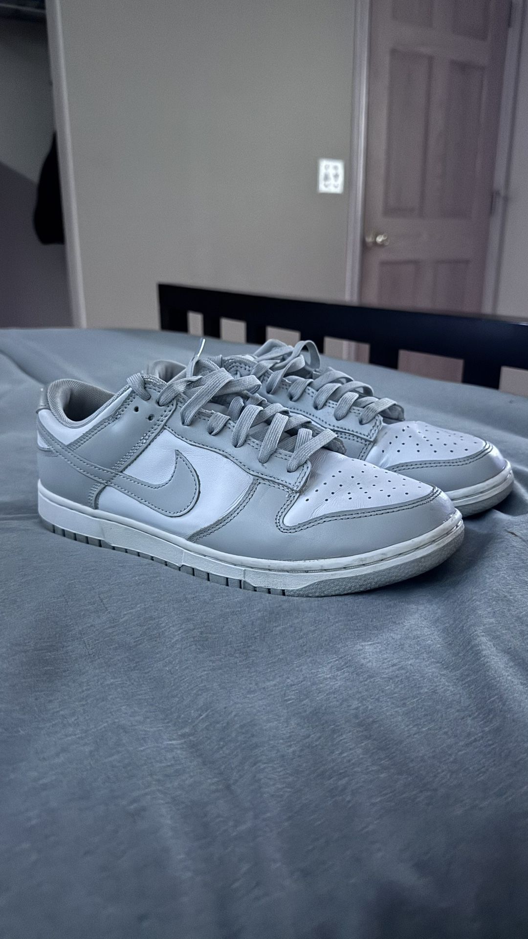 Nike gray fog Dunks for Sale in Carpentersvle, IL - OfferUp
