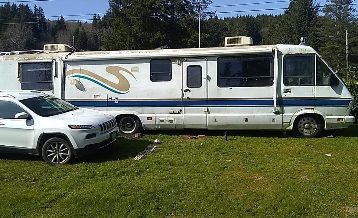 98' winnebago running and driving 28' feet motorhome for Sale in ...